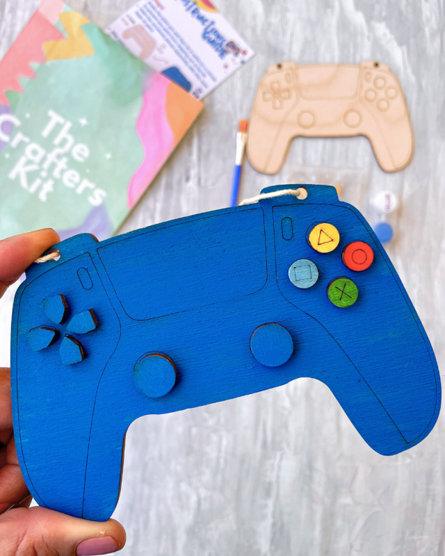Ultimate Gamer Make & Paint Craft Kit 🎮 - The Crafters Kit